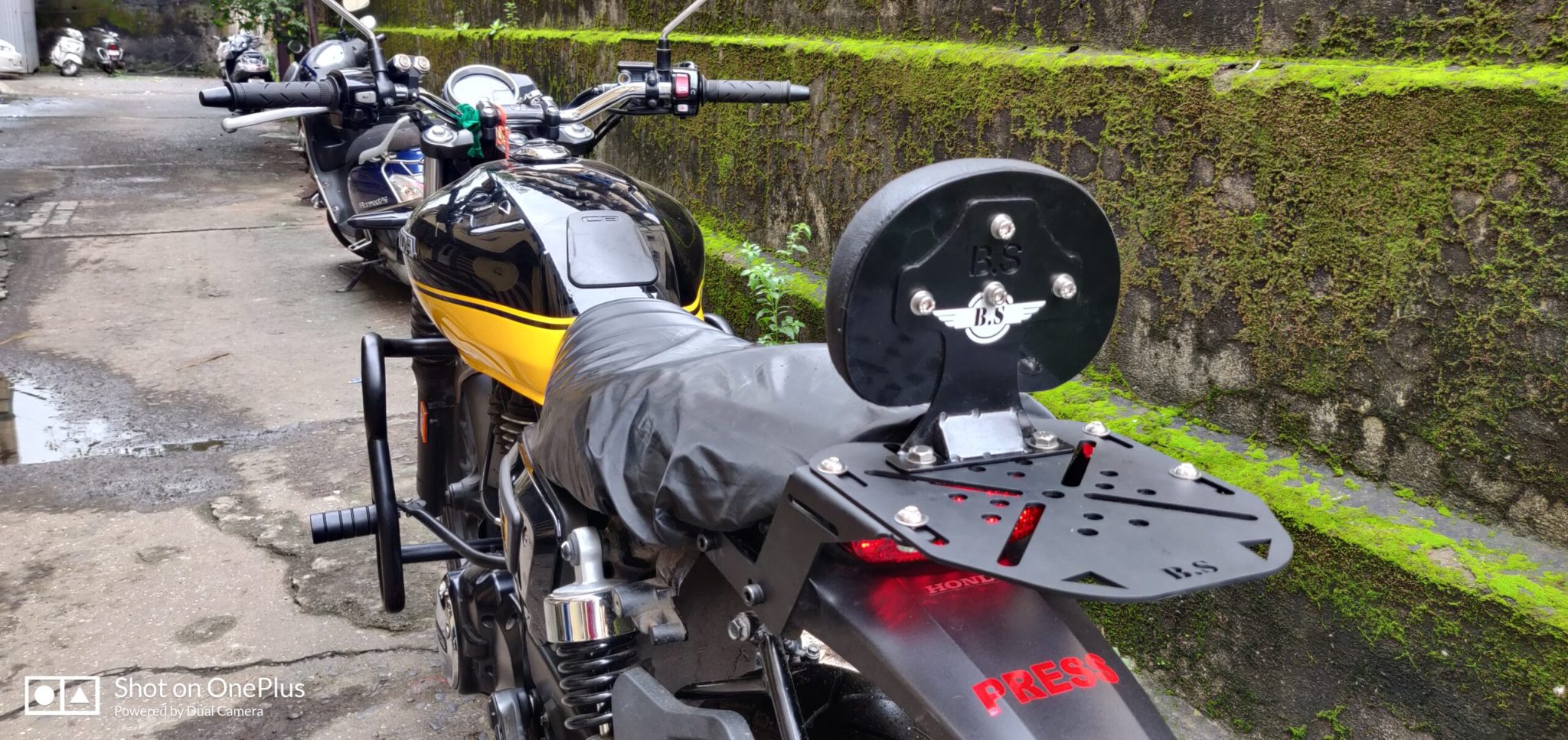 HONDA RS BACK REST IN STAINLESS STEEL(BLACK POWDER COATED) - Bs Auto ...